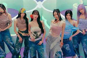 Liz Ive Wave Korean K Pop 4k Wallpaper | PixieWall