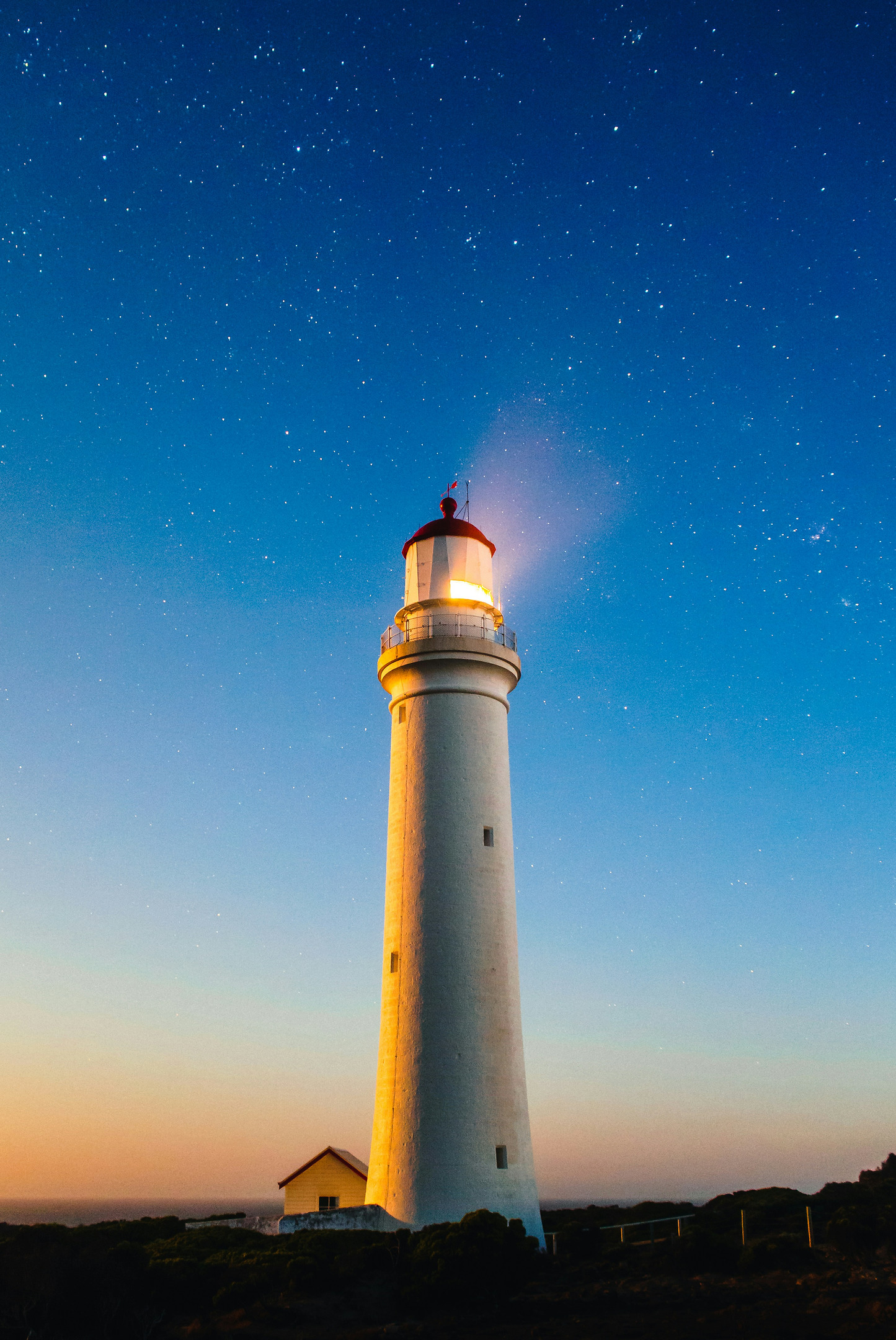 Cape Nelson Lighthouse Portland Australia Mobile Wallpaper | PixieWall
