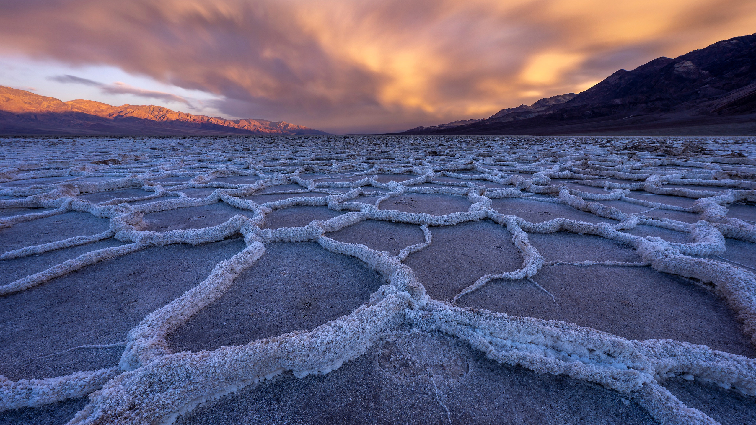 Badwater Basin Death Valley California 4k Wallpaper | PixieWall