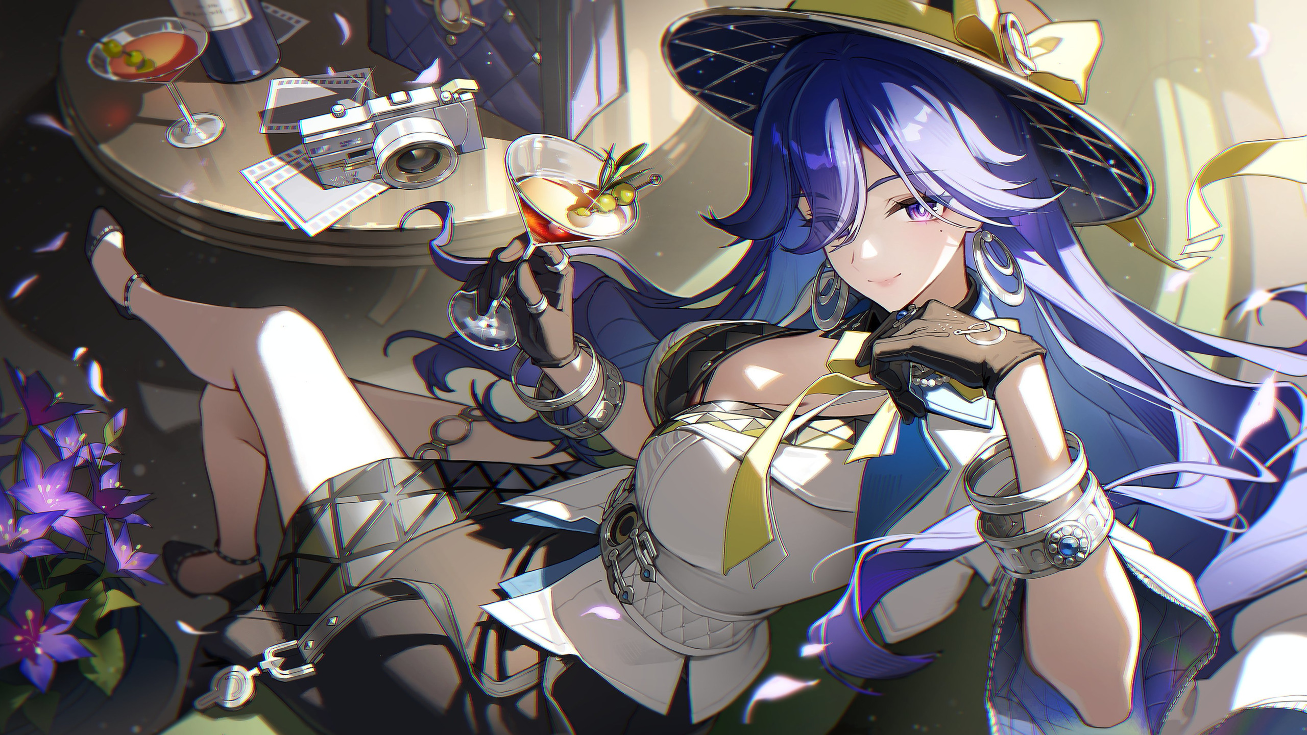 Lucilla Wuthering Waves Cocktail 4k Wallpaper | PixieWall