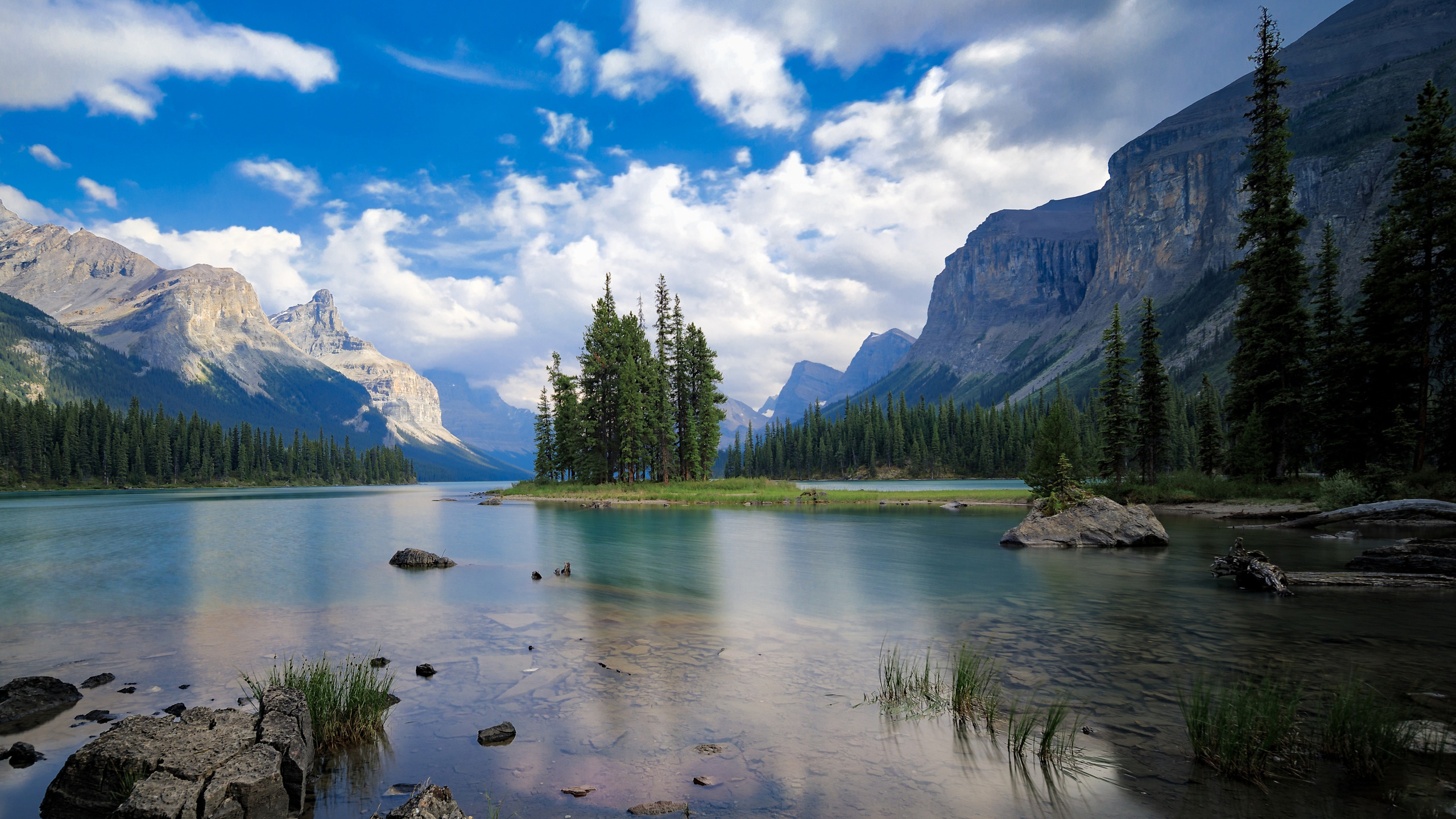 Spirit Island Jasper National Park 4k Wallpaper | PixieWall